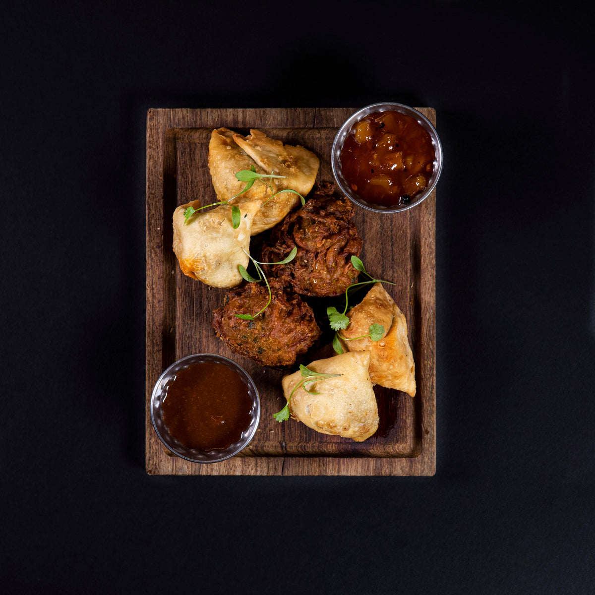 Selection of Indian Streetfood Starter for Two – Oriental Club Dine at Home